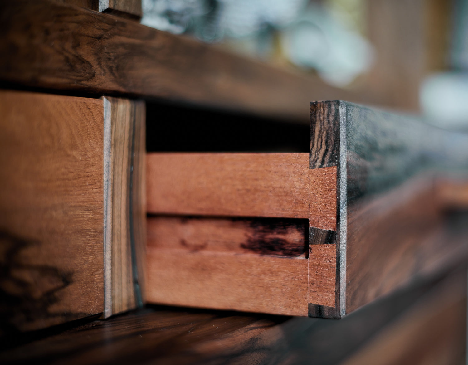 Portfolio 3 – Live Edge Creations